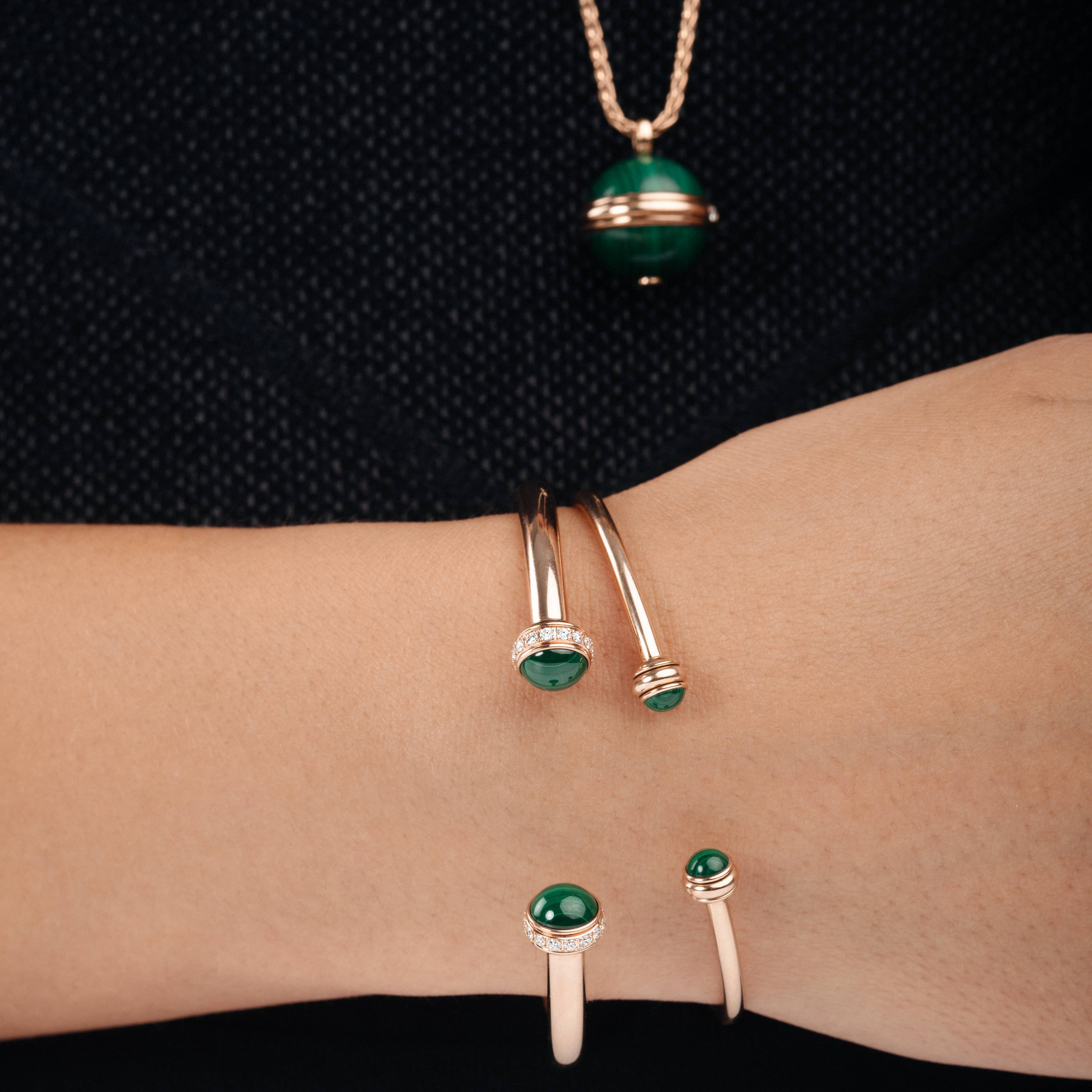 Rose gold Malachite open bangle bracelet - Piaget Luxury Jewellery G36PC600